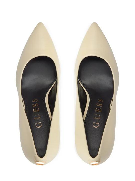 Guess Tracker Zapatos Altos De Piel Crema - ¡Compra A Precios De Outlet!
